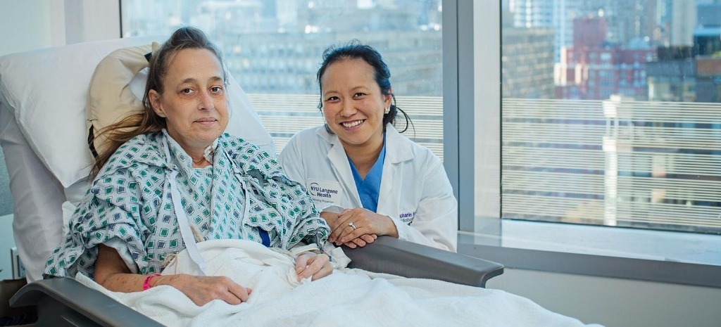 Hospital de Nueva York realiza primer trasplante doble de pulmón completamente robótico