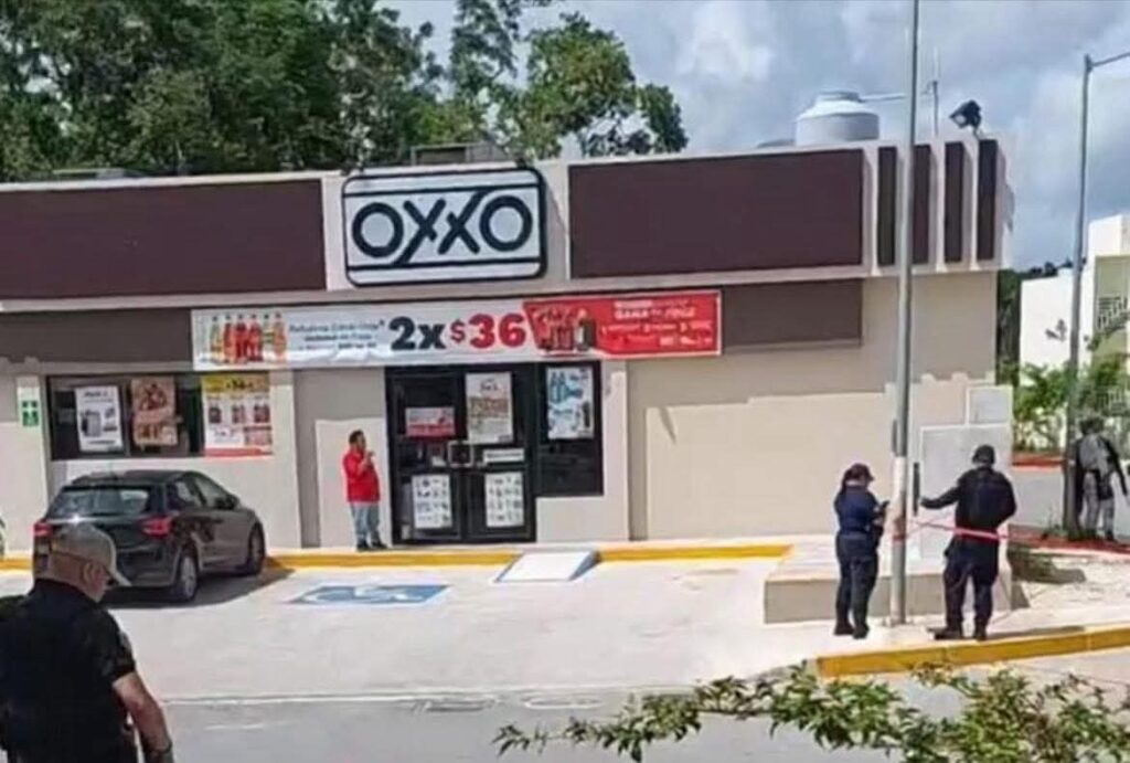 Matan a un hombre dentro de un Oxxo en Tulum